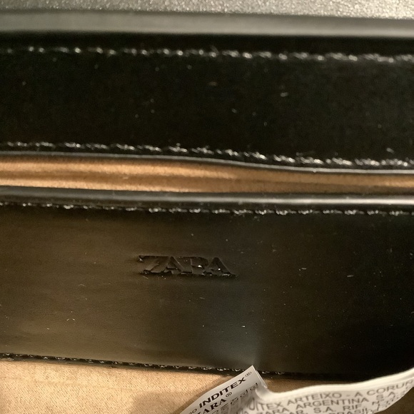 Zara | Bags | Nwot Zara Buckle Crossbody Bag Black | Poshmark